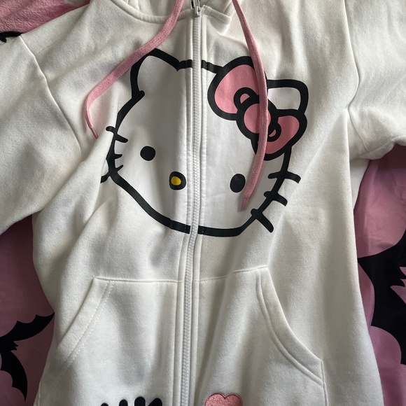Hello Kitty | Sweaters | Hello Kitty Sweater | Poshmark